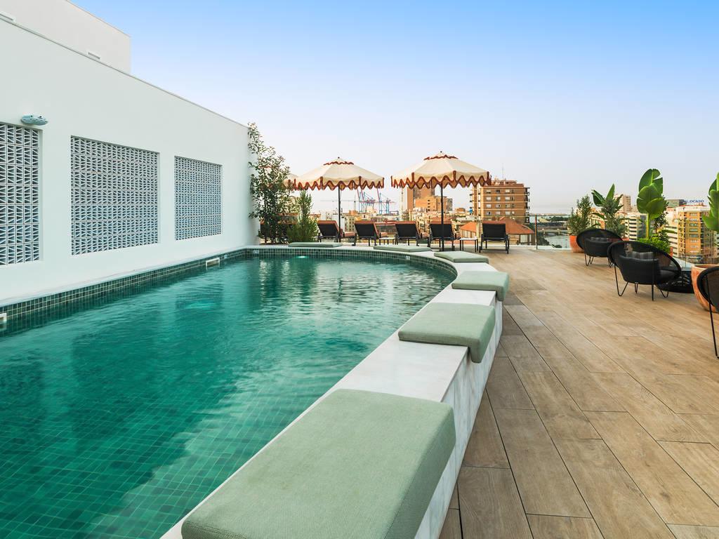 H10 Croma Malaga – Ibiza Market – Ontdek de betoverende sfeer van Ibiza!